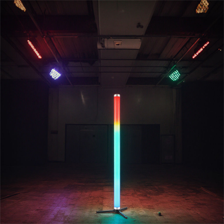 China IP65 RGBW LED Stage Tube: 40W Wireless DMX For Outdoor/Studio ...